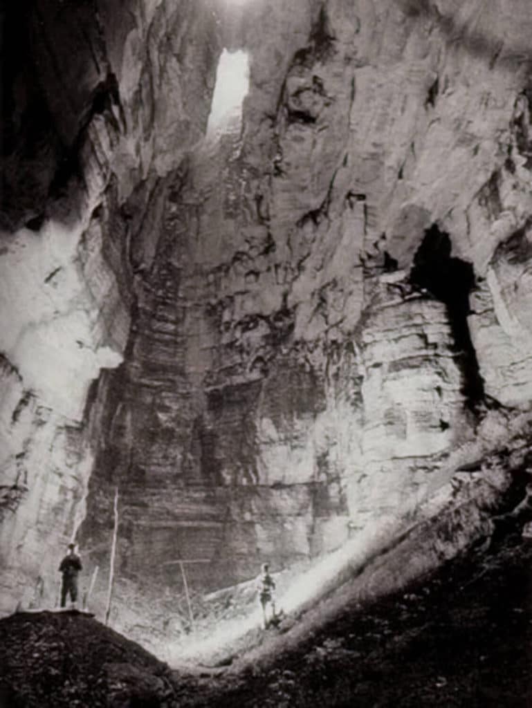 Cueva de Los Tayos (Tayos Caves) In Ecuador: The Ultimate Guide
