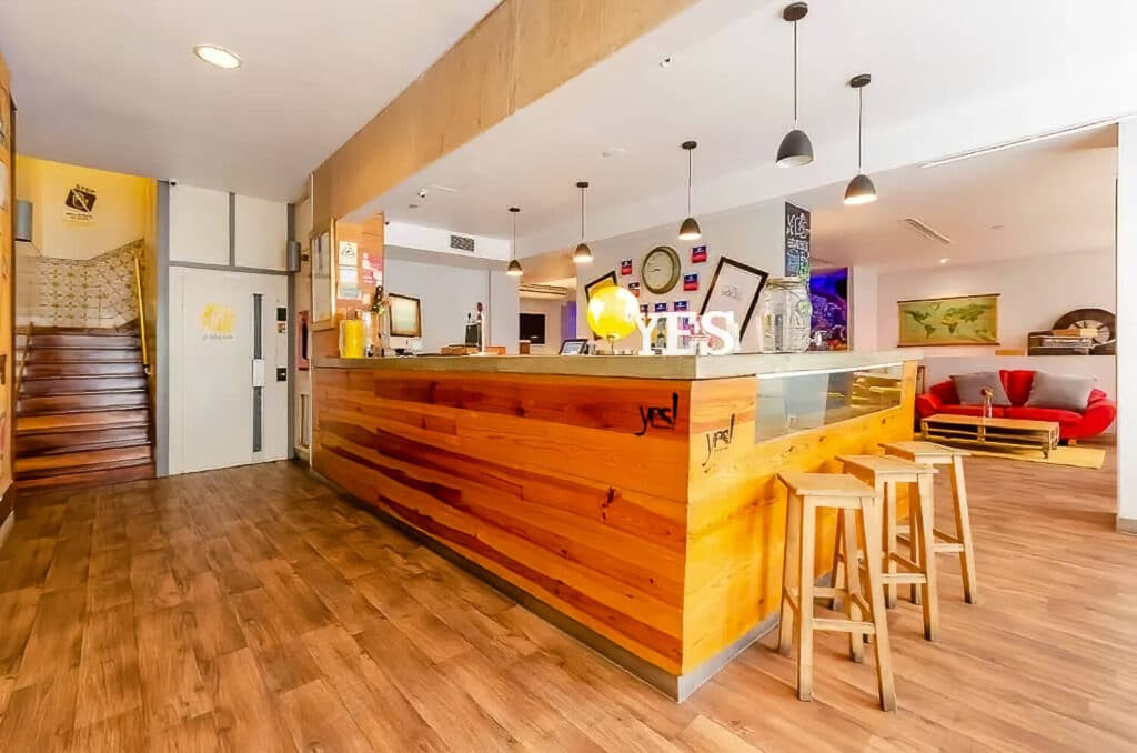 10 Best Hostels in Lisbon, Portugal - The Coolest Spots (2025)
